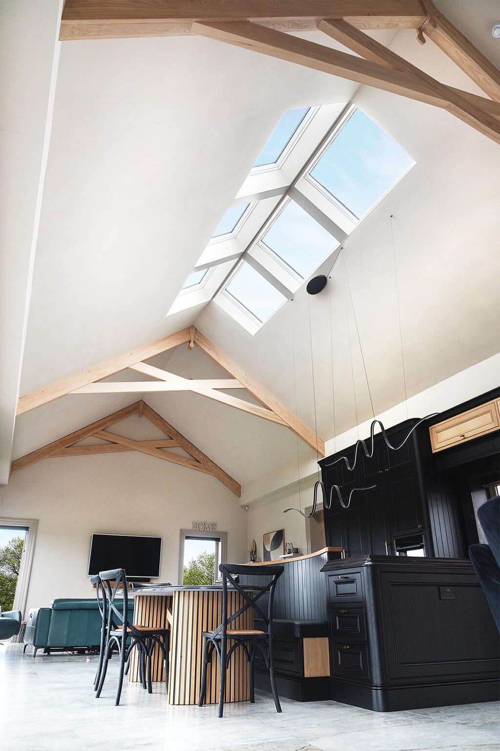 Keylite Provides Bespoke Ridge Windows for Contemporary Self-build ...